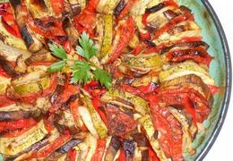 Recepata Sa Paprika I Paradajz I Plavi Patlidžan I Tikvice U 2022